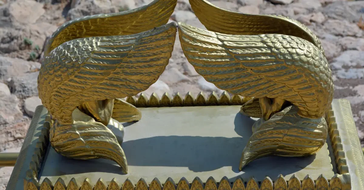 The Bridge Between Heaven and Earth: Archangel Sandalphon and the ...